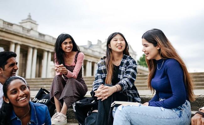 Interesting Offers For Indian Students In UK | greatandhra.com