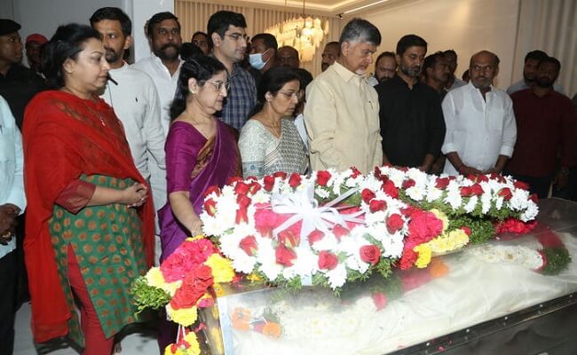 Taraka Ratna's Parents Didn't See Son's Dead Body? | greatandhra.com