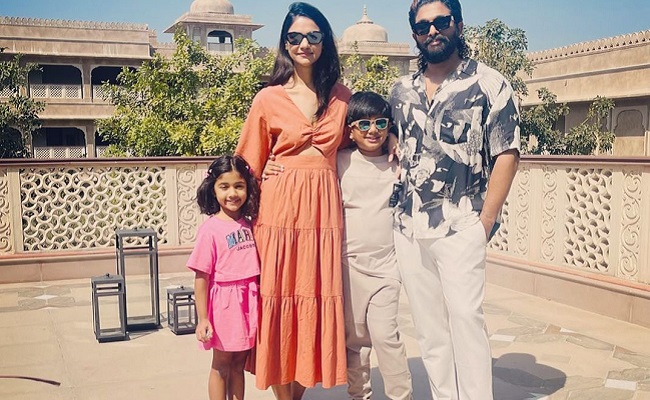 Allu Arjun Goes for a Mini Vacation - Great Andhra